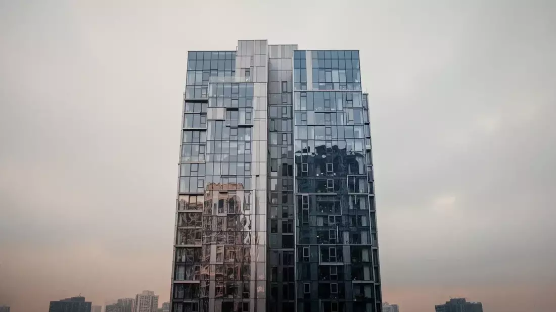 Vonovia's Balancing Act: Soaring Financing Costs and Rent Caps Test ...