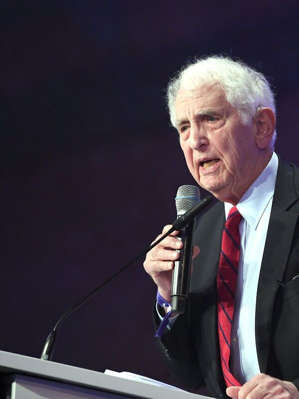 Daniel Ellsberg enthüllte vor 50 Jahren die Vietnamkriegspläne der US ...