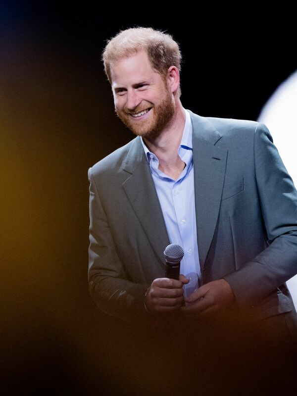 Seit Monaten wird der Prinz erstmals wieder in seine Heimat ...