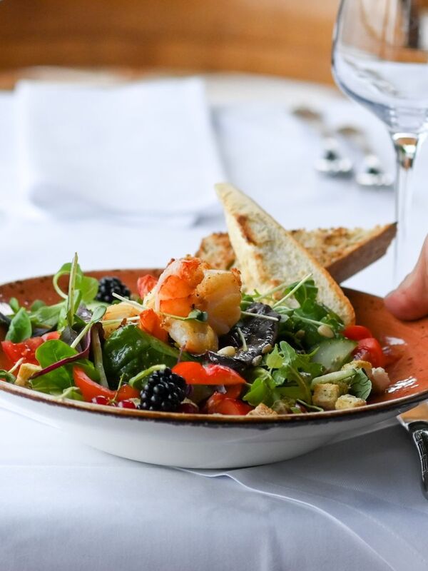 Nach dem tiefen Einbruch durch die Corona-Pandemie, zeigt das deutsche ...