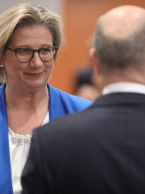 Saarlands Ministerpräsidentin Anke Rehlinger (SPD) hat in der Debatte ... Saarlands Ministerpräsidentin Anke Rehlinger (SPD) hat in der Debatte ...
