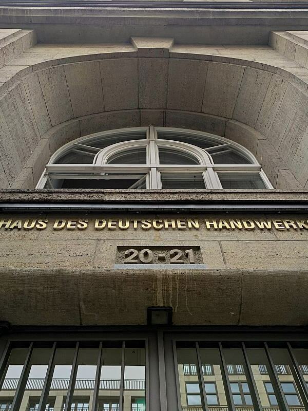 Angesichts hoher Umfragewerte für die AfD in Ostdeutschland hat der ...