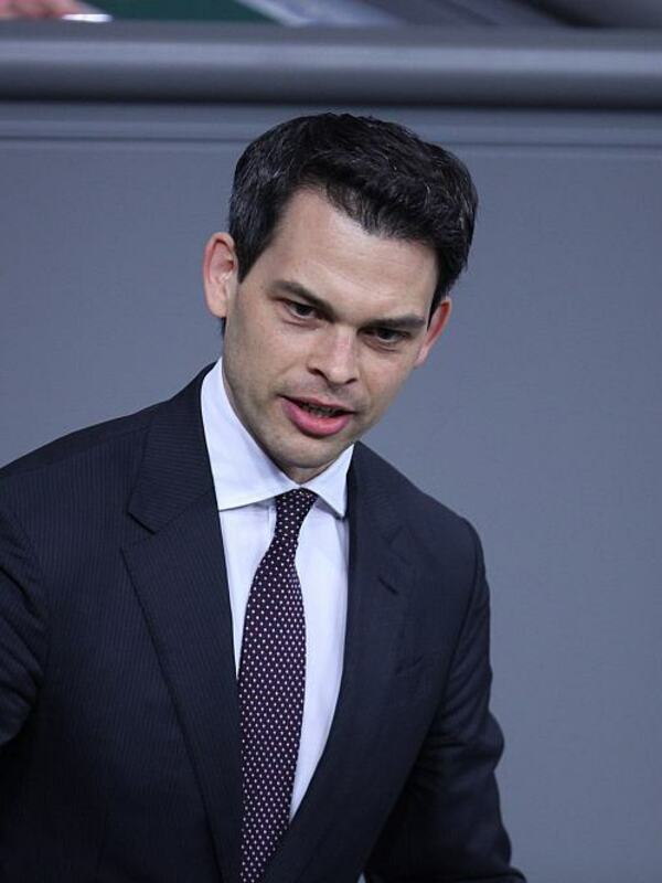 Der CDU-Bundestagsabgeordnete Christoph Ploß warnt von einer Erhöhung ...