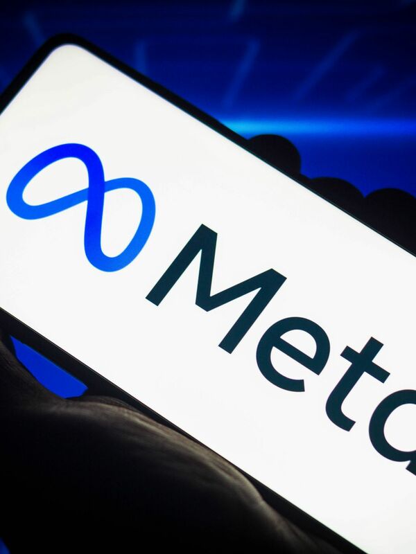 Meta stellt für Facebook und Instagram werbefreie Version der Netzwerke ...