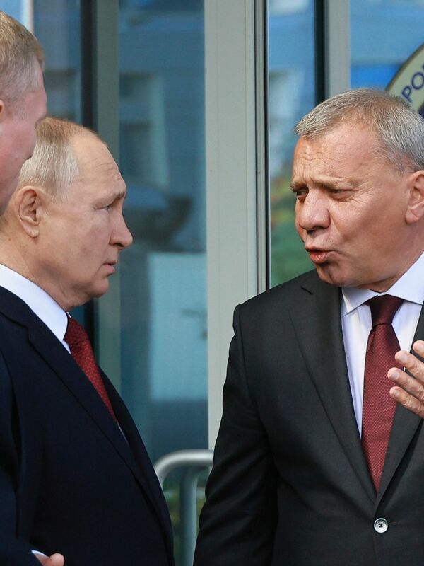 Ein AKW auf dem Mond.