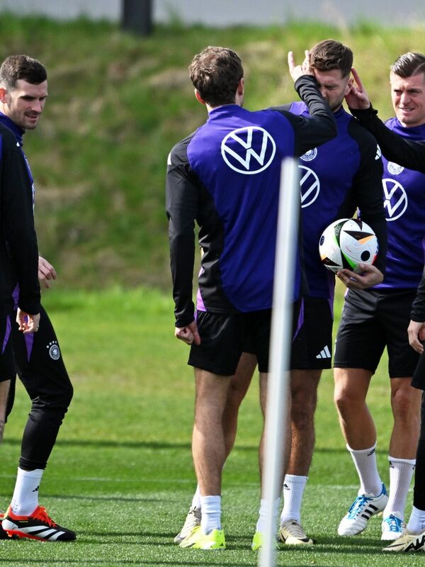 Zweites DFB-Training für Frankreich-Test mit allen Akteuren