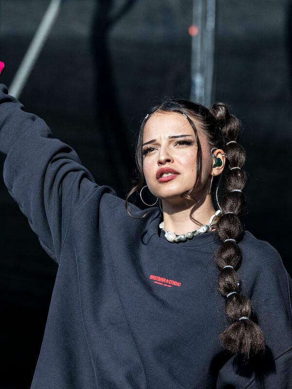 Nina Chuba hat schon als Kind Klavier gespielt und Musik gemacht.