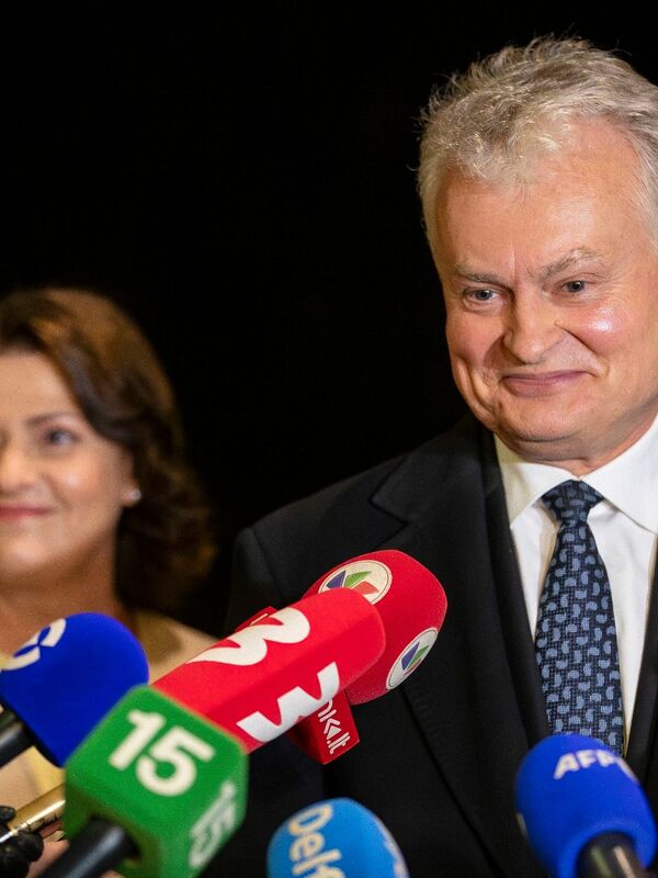 In Litauen entscheiden die Wähler zwischen Gitanas Nauseda und Ingrida ...