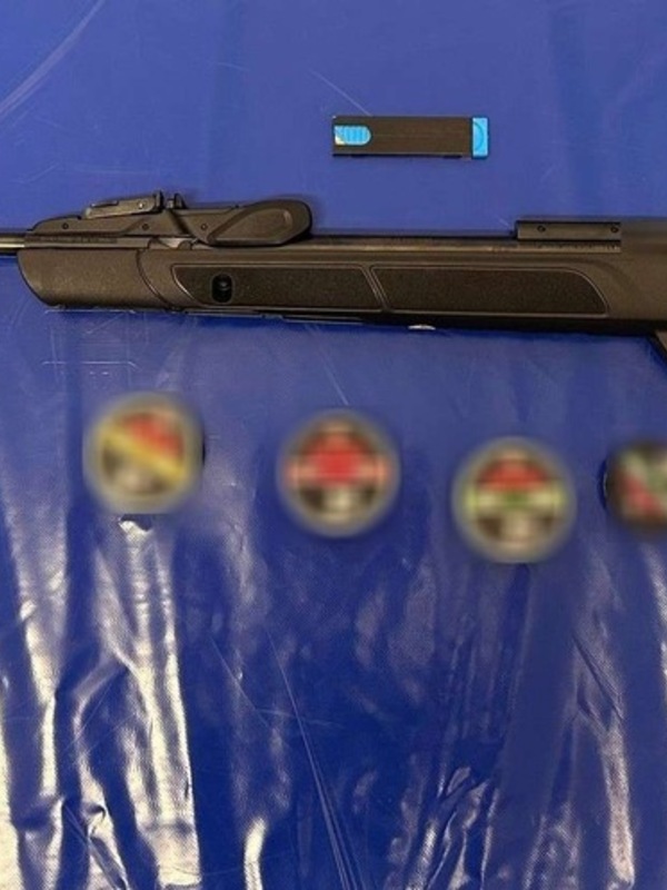BPOL NRW: Mit Luftgewehr im Hauptbahnhof Essen - Bundespolizei stellt ... BPOL NRW: Mit Luftgewehr im Hauptbahnhof Essen - Bundespolizei stellt ...
