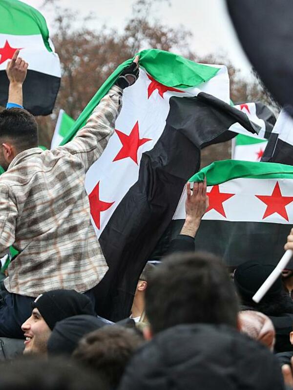 Die Syrien-Expertin Kristin Helberg schätzt die Zukunft des Landes nach ...