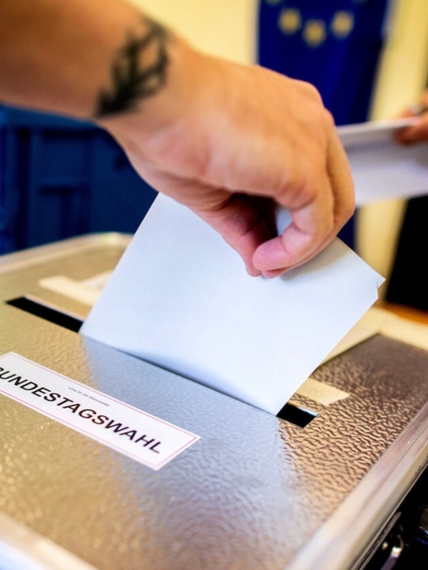 Gegen Desinformation vor der Bundestagswahl: GADMO startet wöchentlichen Newsletter und veranstalte