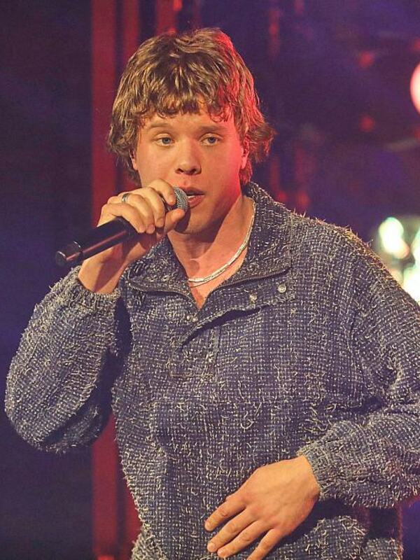 Jazeek steht mit Akon weiterhin an der Spitze der offiziellen deutschen ...