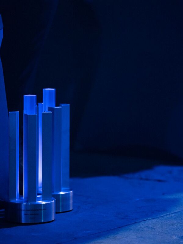 Der nächste Preis, bitte: Schon bei einer Kölner Preisverleihung sahnte ...