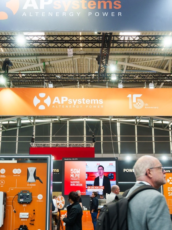 APsystems begeistert auf der Intersolar Europe 2025 mit Next-Gen-Mikrowechselrichtern und Energiespe