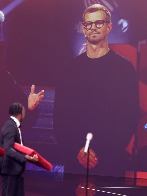 Der Schauspielerin Collien Fernandes scheint ihre Rolle in der ZDF ...