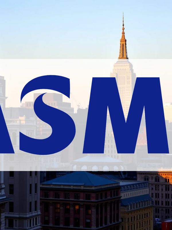 ASML Stock Poised for Breakout as Major Banks Rally Behind €1,000 Target