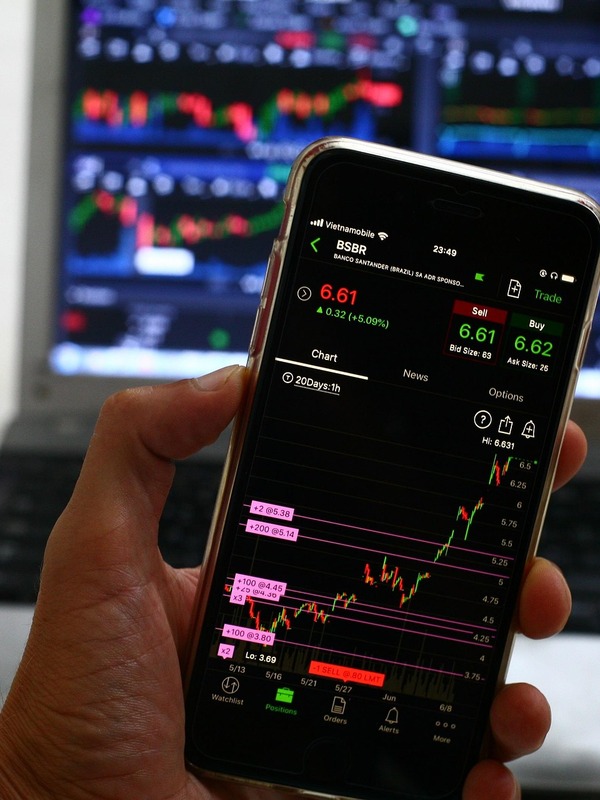 NVIDIA GeForce & KI-Boom: Wie Grafikkarten zum Turbo für die NVIDIA ...