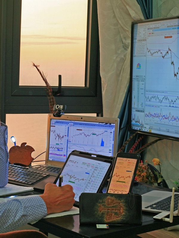 Elekta AB Stock: Silent Healthcare Beast Or Total Snooze For Your Money?