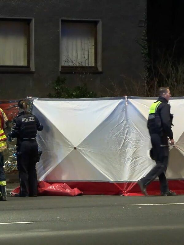 In Castrop-Rauxel in Nordrhein-Westfalen wird ein 17-Jähriger schwer ...