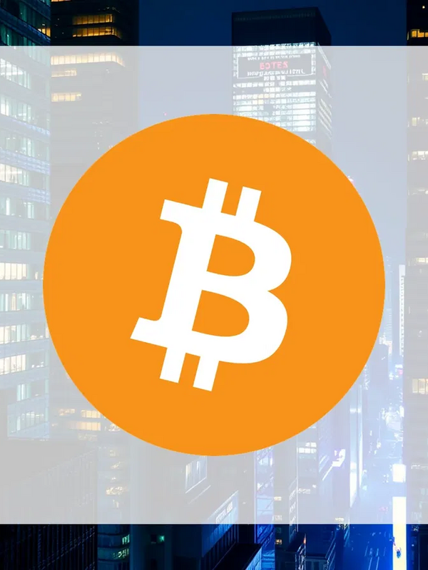 Bitcoin at a Crossroads: Institutional Demand Meets Network Concerns